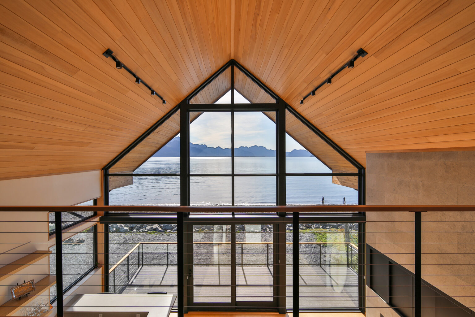 Alaska Surf Shack - Studio Zerbey